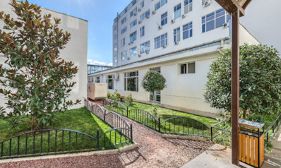 Click and Drag to look around